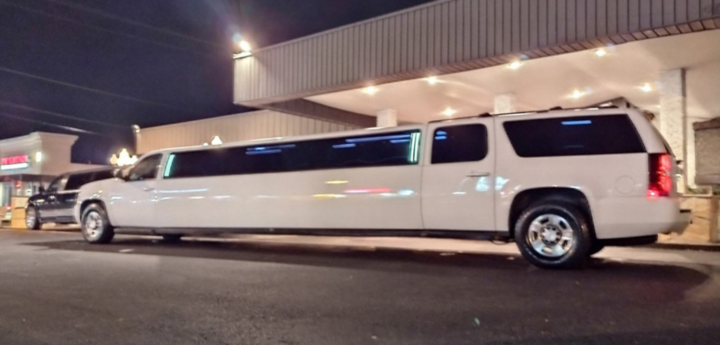 Limousine Rental Service | Airport Transfer, Weddings, Partys & Corporate